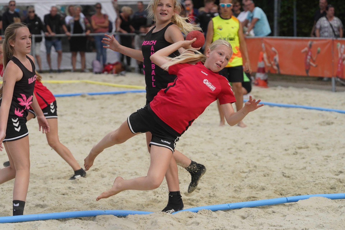 NK Beach Handball Veld 2 - Eyecons